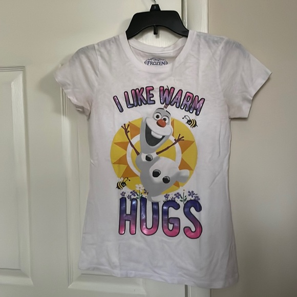Disney | Shirts & Tops | Disney Olaf Tee | Poshmark